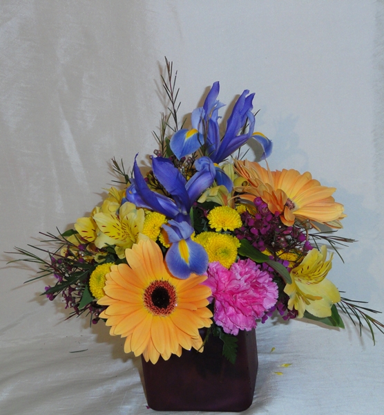 Tim's Touch Florist, Gifts & Flower Delivery :: Rainbow Parade Bouquet
