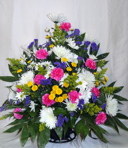 Tim's Touch Florist, Gifts & Flower Delivery :: Sweetest Memories Basket